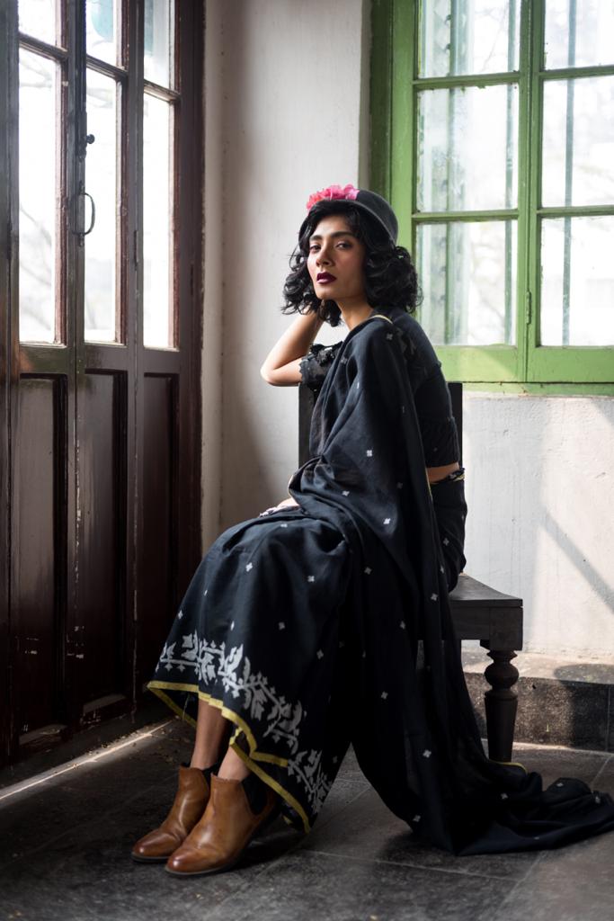 BLACK ANGURLATA JAMDANI SAREE – Parama Calcutta